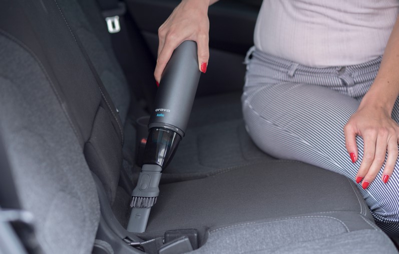 Mini akumulátorový vysávač Orava Acuvac pre auto a dom v tip-top stave ...